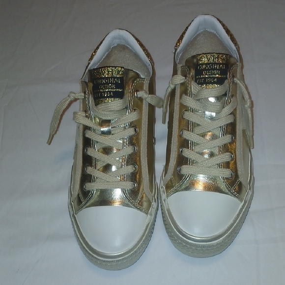 Vintage Havana | Shoes | Vh Original Design Est 954 Gold Glitter And ...